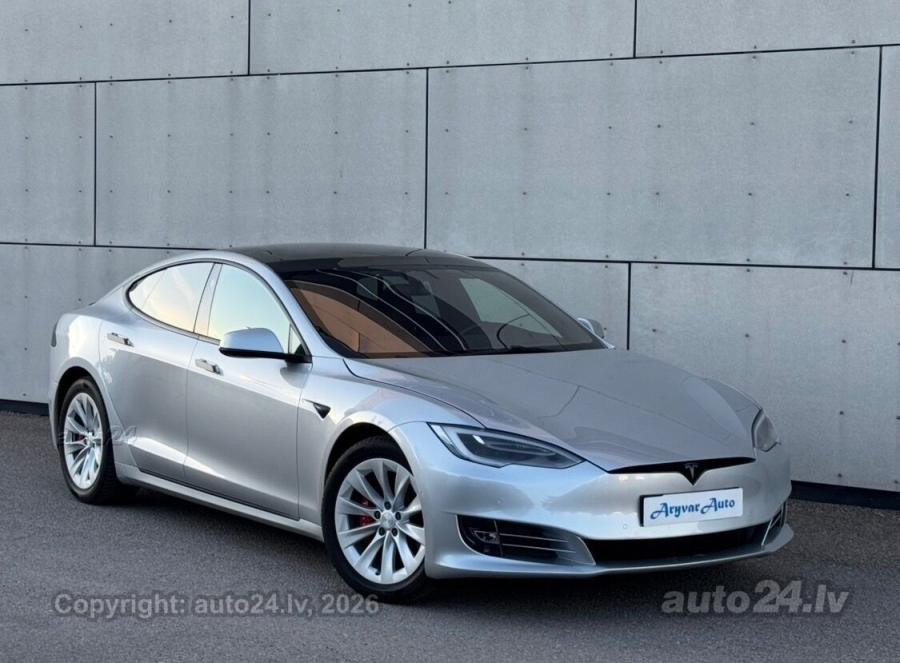 Grey Tesla Model S 2018 in Tartu, with an engine capacity of 0.00 L and mileage of 173 thousand km for 27000 €, photo 1 on AUTOMOTO.COM.LV
