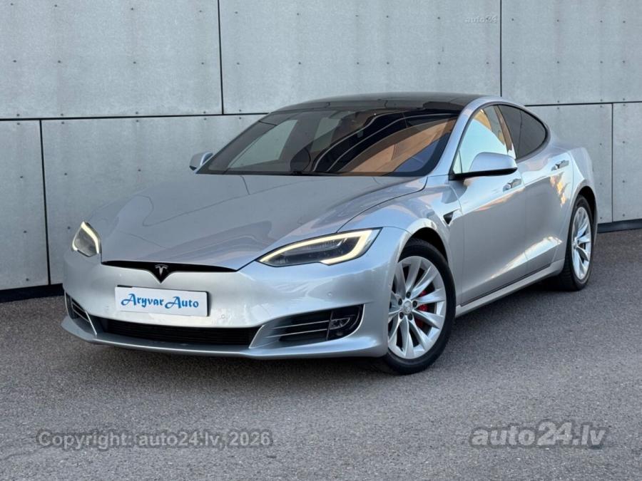 Grey Tesla Model S 2018 in Tartu, with an engine capacity of 0.00 L and mileage of 173 thousand km for 27000 €, photo 2 on AUTOMOTO.COM.LV