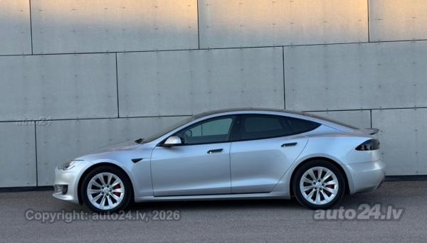 Pelēks Tesla Model S 2018 Tartu, ar dzinēja tilpumu 0.00 L un nobraukumu 173 tūkst. km par 27000 €, foto 4 vietnē AUTOMOTO.COM.LV