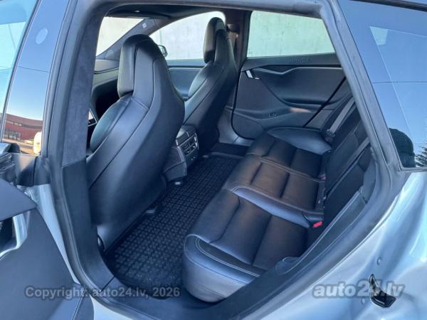 Pelēks Tesla Model S 2018 Tartu, ar dzinēja tilpumu 0.00 L un nobraukumu 173 tūkst. km par 27000 €, foto 11 vietnē AUTOMOTO.COM.LV