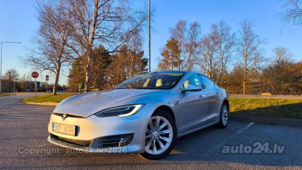 Pelēks Tesla Model S 2018 Tallina, ar dzinēja tilpumu 0.00 L un nobraukumu 151 tūkst. km par 25990 €, foto 1 vietnē AUTOMOTO.COM.LV