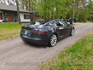 Grey Tesla Model S 2018 in Tallinn, with an engine capacity of 0.00 L and mileage of 190 thousand km for 23490 €, photo 5 on AUTOMOTO.COM.LV