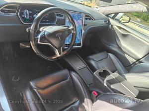 Grey Tesla Model S 2018 in Tallinn, with an engine capacity of 0.00 L and mileage of 190 thousand km for 23490 €, photo 10 on AUTOMOTO.COM.LV