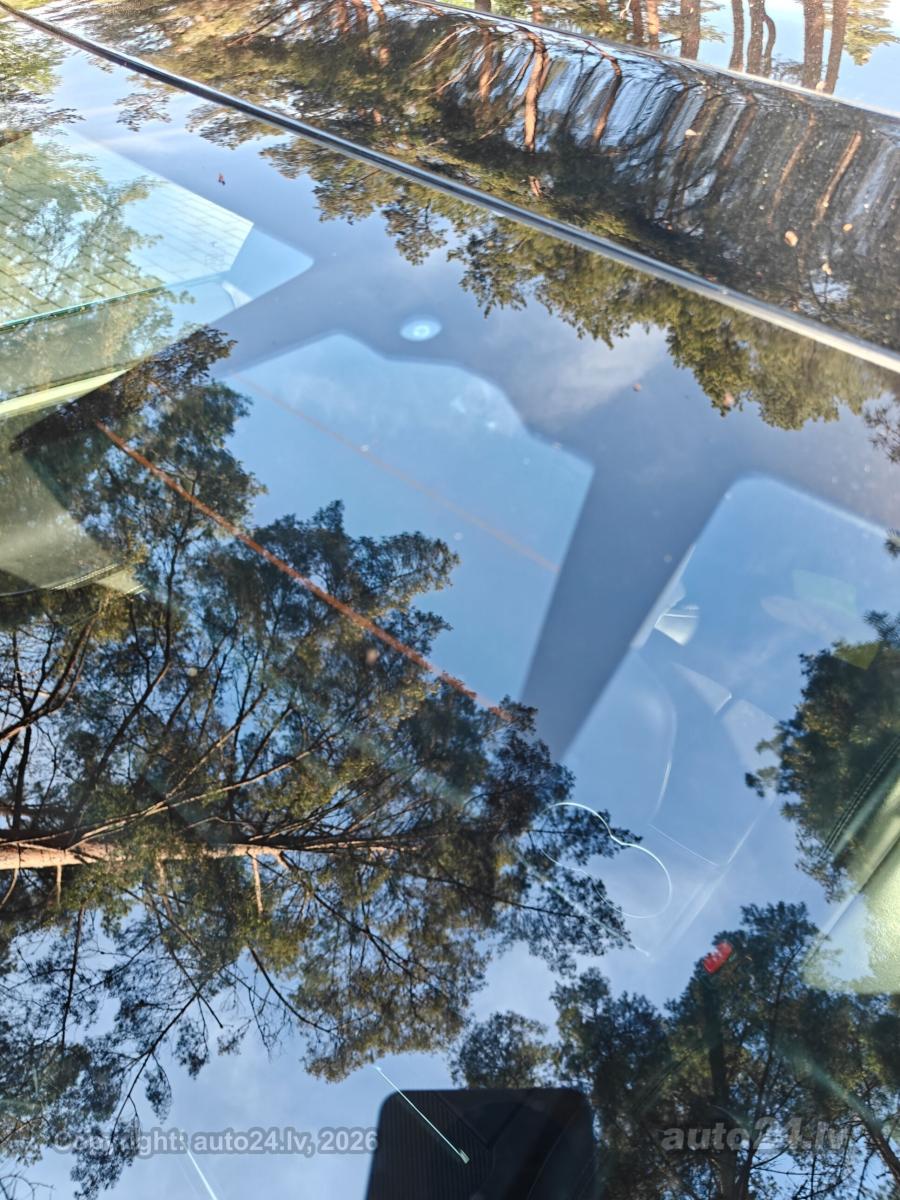 Grey Tesla Model S 2018 in Tallinn, with an engine capacity of 0.00 L and mileage of 190 thousand km for 23490 €, photo 22 on AUTOMOTO.COM.LV