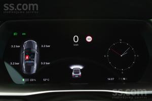 Pelēks Tesla Model S 2018 Jelgava, ar dzinēja tilpumu 0.00 L un nobraukumu 108 tūkst. km par 23000 €, foto 20 vietnē AUTOMOTO.COM.LV