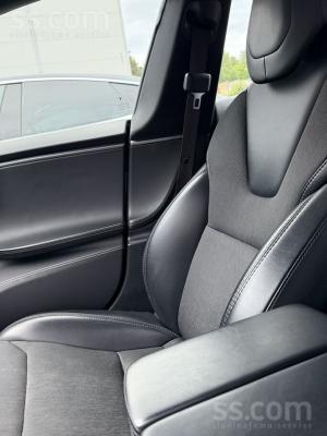 Pelēks Tesla Model S 2018 Rīga, ar dzinēja tilpumu 0.00 L un nobraukumu 265 tūkst. km par 16777 €, foto 7 vietnē AUTOMOTO.COM.LV