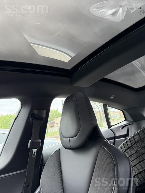 Pelēks Tesla Model S 2018 Rīga, ar dzinēja tilpumu 0.00 L un nobraukumu 265 tūkst. km par 16777 €, foto 9 vietnē AUTOMOTO.COM.LV