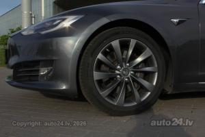 Grey Tesla Model S 2018 in Tallinn, with an engine capacity of 0.00 L and mileage of 176 thousand km for 22000 €, photo 6 on AUTOMOTO.COM.LV