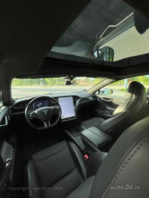 Grey Tesla Model S 2018 in Tallinn, with an engine capacity of 0.00 L and mileage of 176 thousand km for 22000 €, photo 9 on AUTOMOTO.COM.LV
