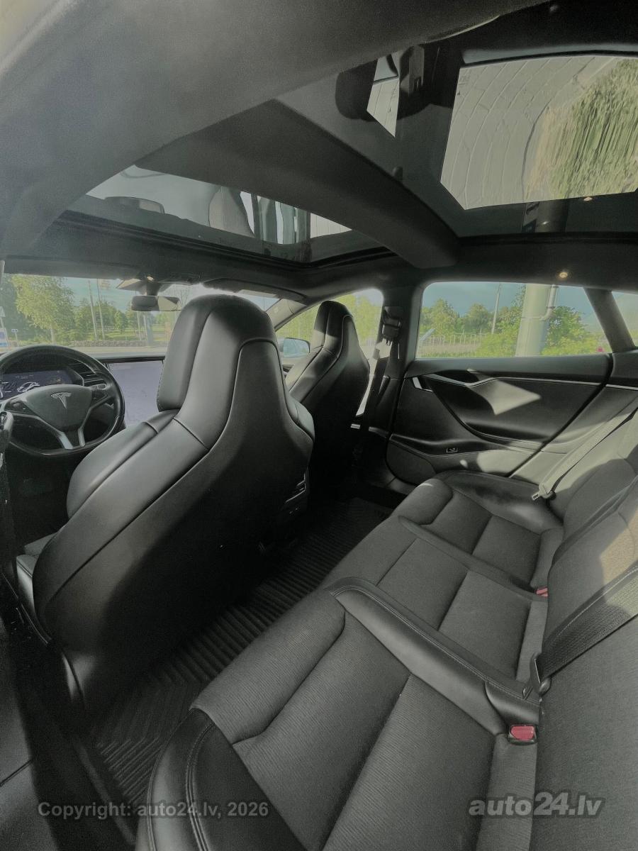 Grey Tesla Model S 2018 in Tallinn, with an engine capacity of 0.00 L and mileage of 176 thousand km for 22000 €, photo 10 on AUTOMOTO.COM.LV