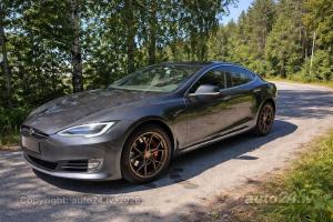 Grey Tesla Model S 2018 in Tallinn, with an engine capacity of 0.00 L and mileage of 220 thousand km for 21500 €, photo 14 on AUTOMOTO.COM.LV