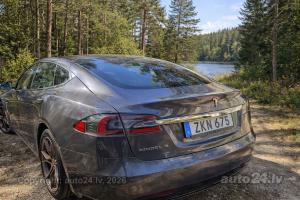 Grey Tesla Model S 2018 in Tallinn, with an engine capacity of 0.00 L and mileage of 220 thousand km for 21500 €, photo 19 on AUTOMOTO.COM.LV