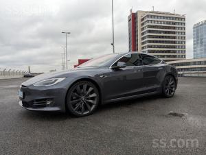 Grey Tesla Model S 2018 in Riga, with an engine capacity of 0.00 L and mileage of 196 thousand km for 17900 €, photo  on AUTOMOTO.COM.LV