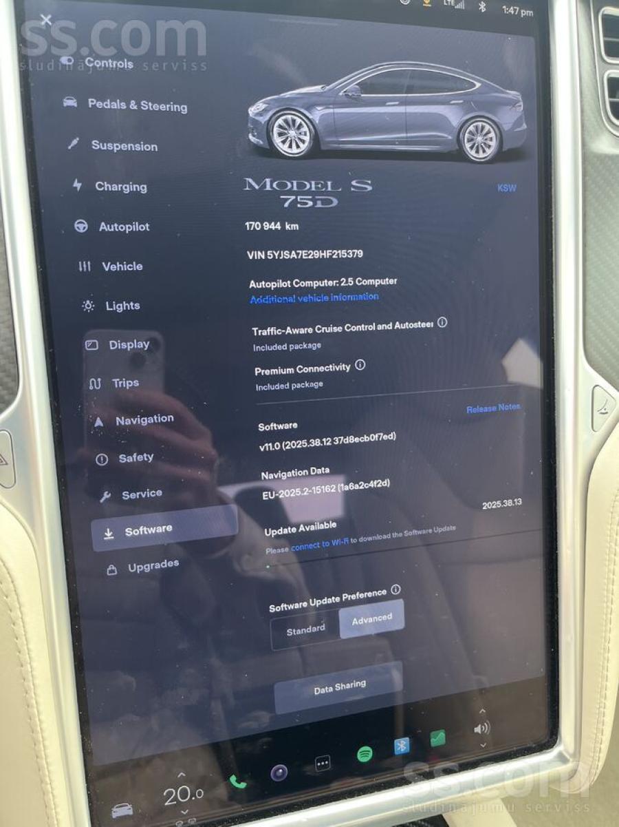 Grey Tesla Model S 2018 in Riga, with an engine capacity of 0.00 L and mileage of 170 thousand km for 19500 €, photo 12 on AUTOMOTO.COM.LV