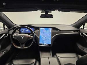 Grey Tesla Model S 2018 in Panevezys, with an engine capacity of 0.00 L and mileage of 209 thousand km for 18990 €, photo 22 on AUTOMOTO.COM.LV