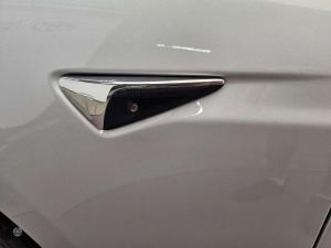 Grey Tesla Model S 2018 in Panevezys, with an engine capacity of 0.00 L and mileage of 209 thousand km for 18990 €, photo 38 on AUTOMOTO.COM.LV