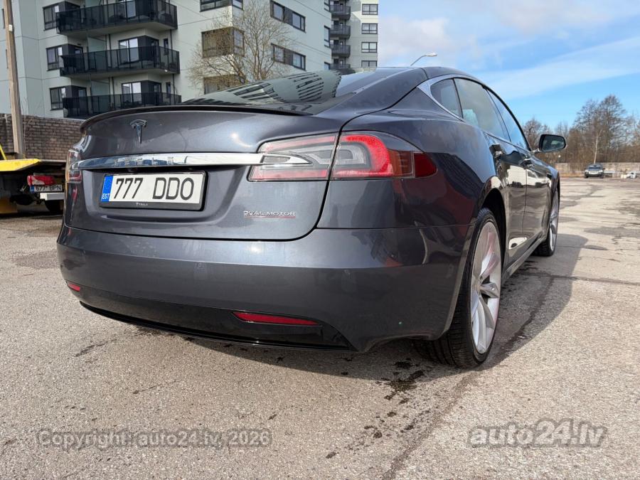Pelēks Tesla Model S 2019 Tallina, ar dzinēja tilpumu 0.00 L un nobraukumu 147 tūkst. km par 40000 €, foto 5 vietnē AUTOMOTO.COM.LV