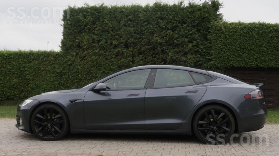 Pelēks Tesla Model S 2019 Rīga, ar dzinēja tilpumu 0.00 L un nobraukumu 154 tūkst. km par 23550 €, foto 8 vietnē AUTOMOTO.COM.LV