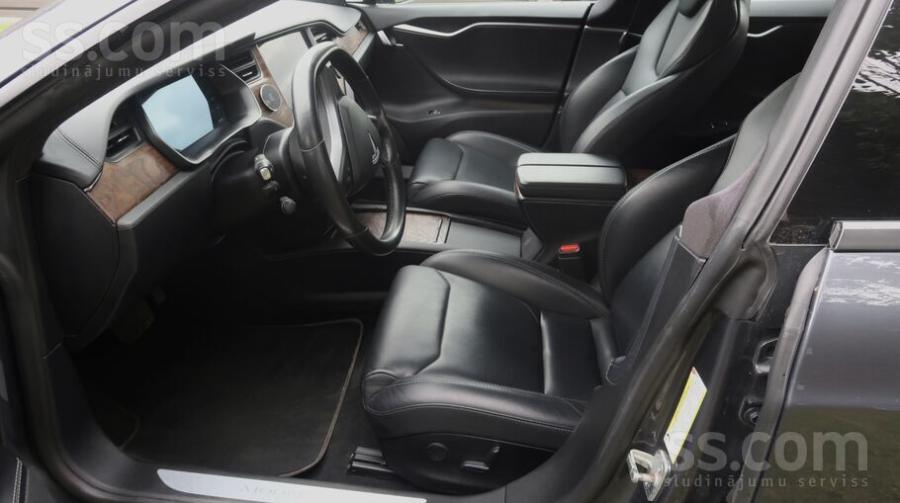 Pelēks Tesla Model S 2019 Rīga, ar dzinēja tilpumu 0.00 L un nobraukumu 154 tūkst. km par 23550 €, foto 9 vietnē AUTOMOTO.COM.LV
