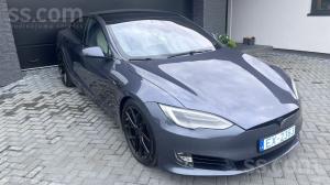 Pelēks Tesla Model S 2020 Rīga, ar dzinēja tilpumu 0.00 L un nobraukumu 107 tūkst. km par 35900 €, foto 5 vietnē AUTOMOTO.COM.LV