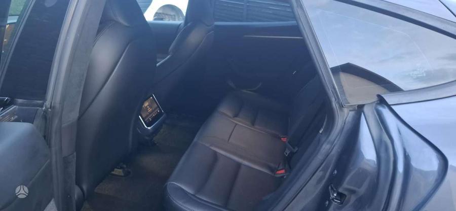 Pelēks Tesla Model S 2022 Viļņa, ar dzinēja tilpumu 0.00 L un nobraukumu 58 tūkst. km par 37900 €, foto 12 vietnē AUTOMOTO.COM.LV
