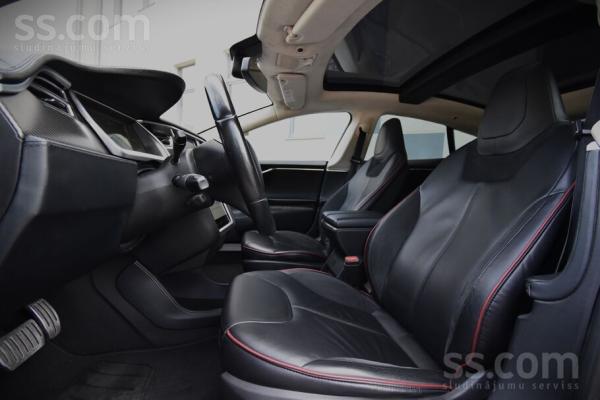 Pelēks Tesla Model S 2013 Jelgava, ar dzinēja tilpumu 0.00 L un nobraukumu 213 tūkst. km par 15300 €, foto 6 vietnē AUTOMOTO.COM.LV
