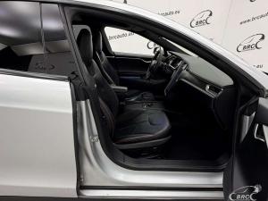 Grey Tesla Model S 2013 in Vilnius, with an engine capacity of 0.00 L and mileage of 177 thousand km for 12900 €, photo 6 on AUTOMOTO.COM.LV