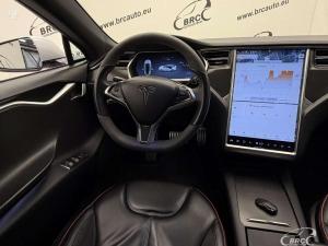 Grey Tesla Model S 2013 in Vilnius, with an engine capacity of 0.00 L and mileage of 177 thousand km for 12900 €, photo 15 on AUTOMOTO.COM.LV