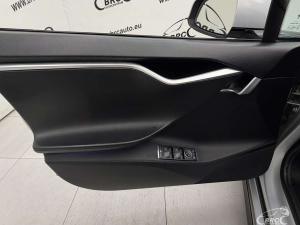 Grey Tesla Model S 2013 in Vilnius, with an engine capacity of 0.00 L and mileage of 177 thousand km for 12900 €, photo 19 on AUTOMOTO.COM.LV