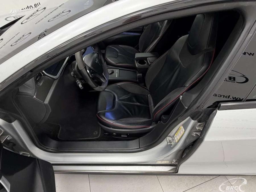 Grey Tesla Model S 2013 in Vilnius, with an engine capacity of 0.00 L and mileage of 177 thousand km for 12900 €, photo 21 on AUTOMOTO.COM.LV
