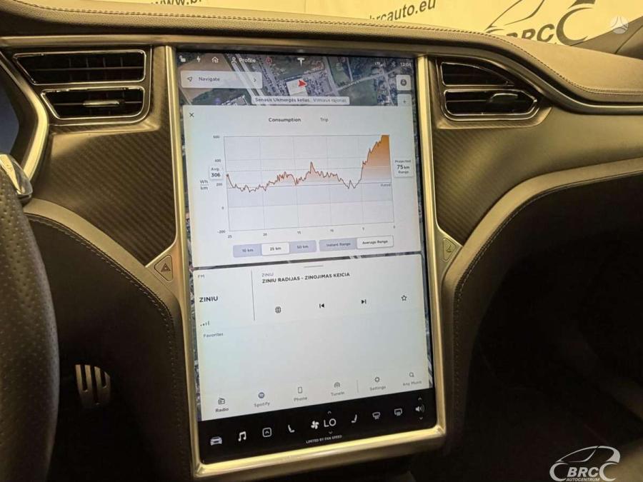 Grey Tesla Model S 2013 in Vilnius, with an engine capacity of 0.00 L and mileage of 177 thousand km for 12900 €, photo 31 on AUTOMOTO.COM.LV