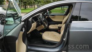 Pelēks Tesla Model S 2013 Rīga, ar dzinēja tilpumu 0.00 L un nobraukumu 170 tūkst. km par 12950 €, foto 10 vietnē AUTOMOTO.COM.LV