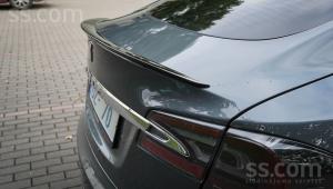 Pelēks Tesla Model S 2013 Rīga, ar dzinēja tilpumu 0.00 L un nobraukumu 170 tūkst. km par 12950 €, foto 13 vietnē AUTOMOTO.COM.LV