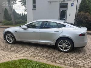 Pelēks Tesla Model S 2014 Jūrmala, ar dzinēja tilpumu 0.00 L un nobraukumu 205 tūkst. km par 13999 €, foto 3 vietnē AUTOMOTO.COM.LV