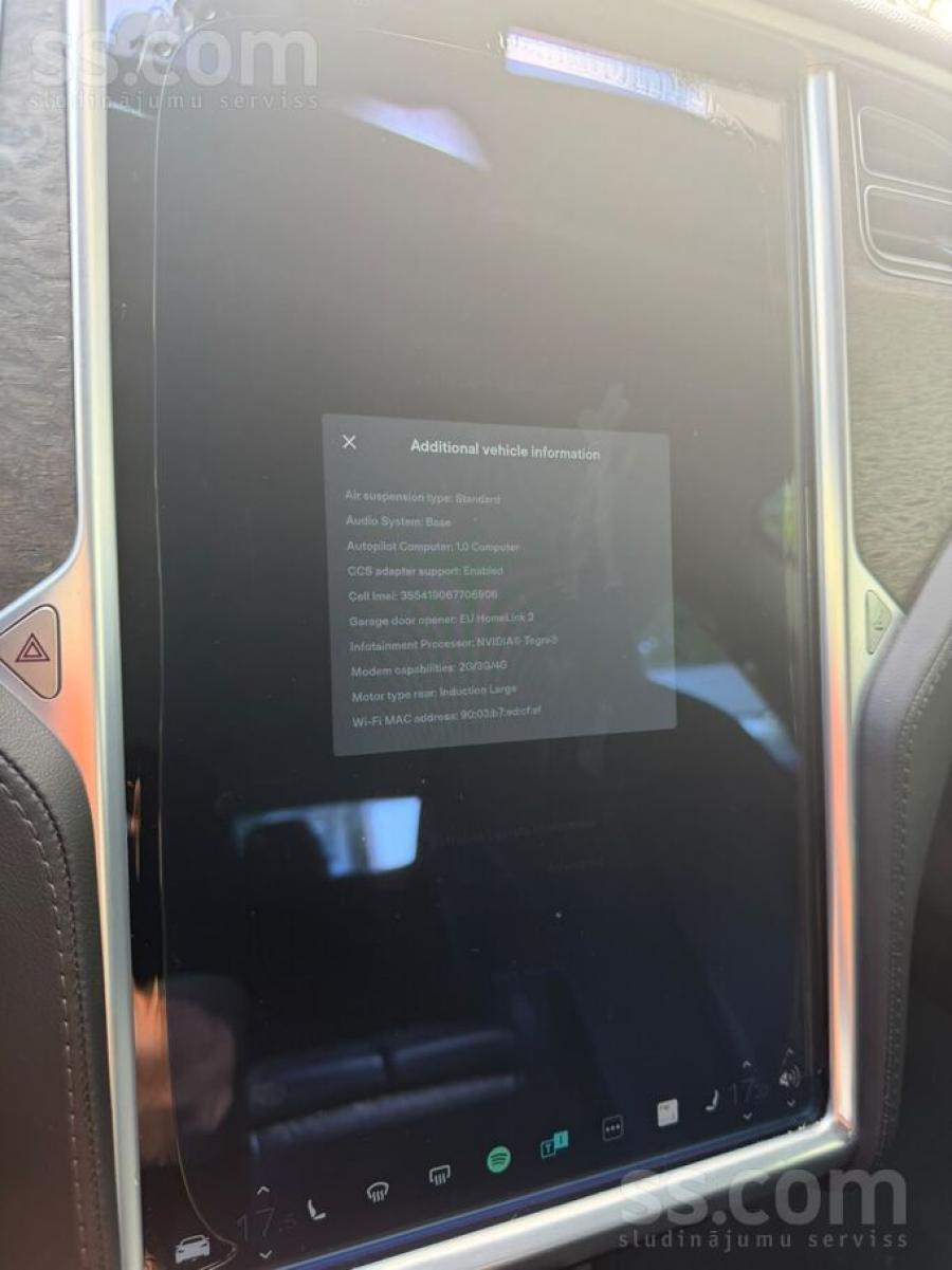 Pelēks Tesla Model S 2014 Jūrmala, ar dzinēja tilpumu 0.00 L un nobraukumu 205 tūkst. km par 13999 €, foto 21 vietnē AUTOMOTO.COM.LV