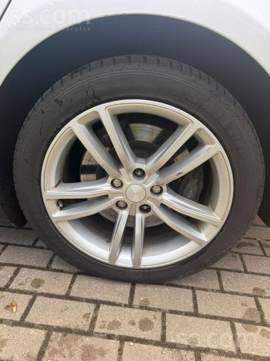 Pelēks Tesla Model S 2014 Jūrmala, ar dzinēja tilpumu 0.00 L un nobraukumu 205 tūkst. km par 13999 €, foto 23 vietnē AUTOMOTO.COM.LV