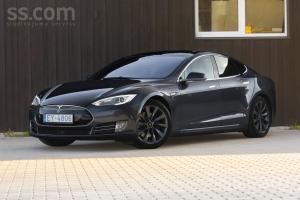Grey Tesla Model S 2015 in Jelgava, with an engine capacity of 0.00 L and mileage of 180 thousand km for 14750 €, photo 1 on AUTOMOTO.COM.LV