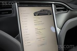 Grey Tesla Model S 2015 in Jelgava, with an engine capacity of 0.00 L and mileage of 180 thousand km for 14750 €, photo 17 on AUTOMOTO.COM.LV