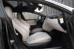 Pelēks Tesla Model S 2015 Jelgava, ar dzinēja tilpumu 0.00 L un nobraukumu 180 tūkst. km par 14750 €, foto 9 vietnē AUTOMOTO.COM.LV