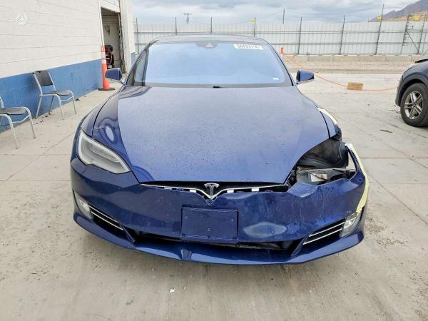 Pelēks Tesla Model S 2015 Tauragė, ar dzinēja tilpumu 0.00 L un nobraukumu 184 tūkst. km par 12250 €, foto 7 vietnē AUTOMOTO.COM.LV