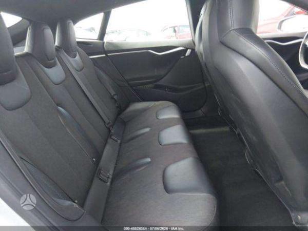 Grey Tesla Model S 2016 in Klaipeda, with an engine capacity of 0.00 L and mileage of 112 thousand km for 3075 €, photo 8 on AUTOMOTO.COM.LV