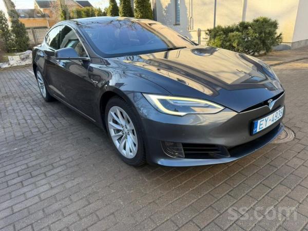 Grey Tesla Model S 2017 in Jurmala, with an engine capacity of 0.00 L and mileage of 96 thousand km for 20000 €, photo 7 on AUTOMOTO.COM.LV
