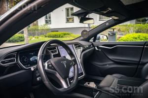 Grey Tesla Model S 2017 in Riga, with an engine capacity of 0.00 L and mileage of 0 thousand km for 19990 €, photo 8 on AUTOMOTO.COM.LV