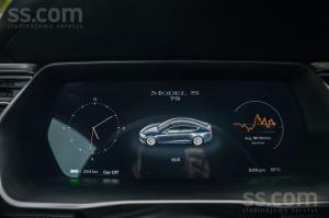 Grey Tesla Model S 2017 in Riga, with an engine capacity of 0.00 L and mileage of 0 thousand km for 19990 €, photo 22 on AUTOMOTO.COM.LV