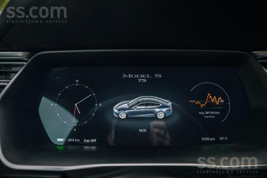 Grey Tesla Model S 2017 in Riga, with an engine capacity of 0.00 L and mileage of 0 thousand km for 19990 €, photo 22 on AUTOMOTO.COM.LV