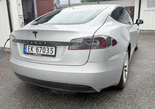 Pelēks Tesla Model S 2017 Tallina, ar dzinēja tilpumu 0.00 L un nobraukumu 249 tūkst. km par 15700 €, foto 3 vietnē AUTOMOTO.COM.LV