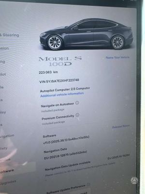 Grey Tesla Model S 2017 in Kaunas, with an engine capacity of 0.00 L and mileage of 230 thousand km for 22000 €, photo 10 on AUTOMOTO.COM.LV