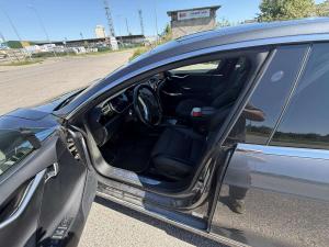 Pelēks Tesla Model S 2017 Alīta, ar dzinēja tilpumu 0.00 L un nobraukumu 210 tūkst. km par 16000 €, foto 7 vietnē AUTOMOTO.COM.LV