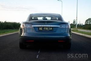 Pelēks Tesla Model S 2017 Jelgava, ar dzinēja tilpumu 0.00 L un nobraukumu 185 tūkst. km par 17500 €, foto 6 vietnē AUTOMOTO.COM.LV