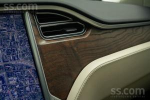 Grey Tesla Model S 2017 in Jelgava, with an engine capacity of 0.00 L and mileage of 188 thousand km for 17900 €, photo 16 on AUTOMOTO.COM.LV